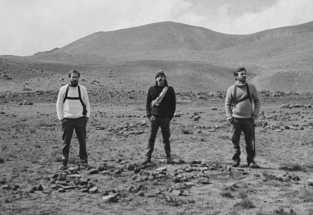 Los Mesoneros | CusicaPlus