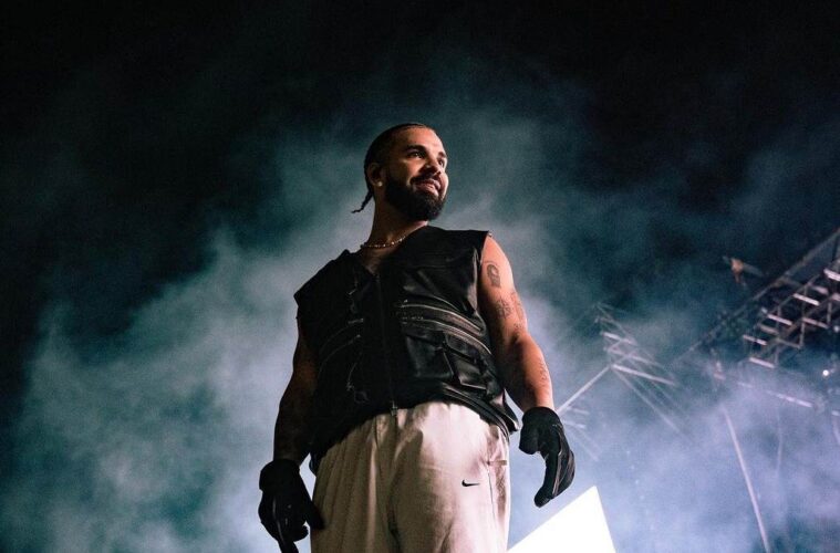 ROYA presenta el drama pop 'Paperwings' | CusicaPlus