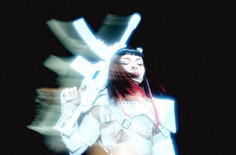 Eminem y Jessie Reyez protagonizan el videoclip de “Good Guy” | CusicaPlus