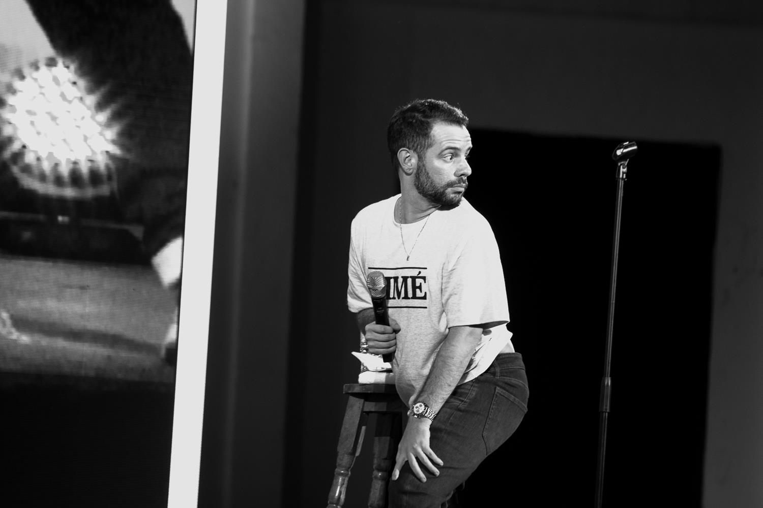 "Yo creo mucho en el soundtrack de tu vida": La música en la vida de Chris Andrade | CusicaPlus