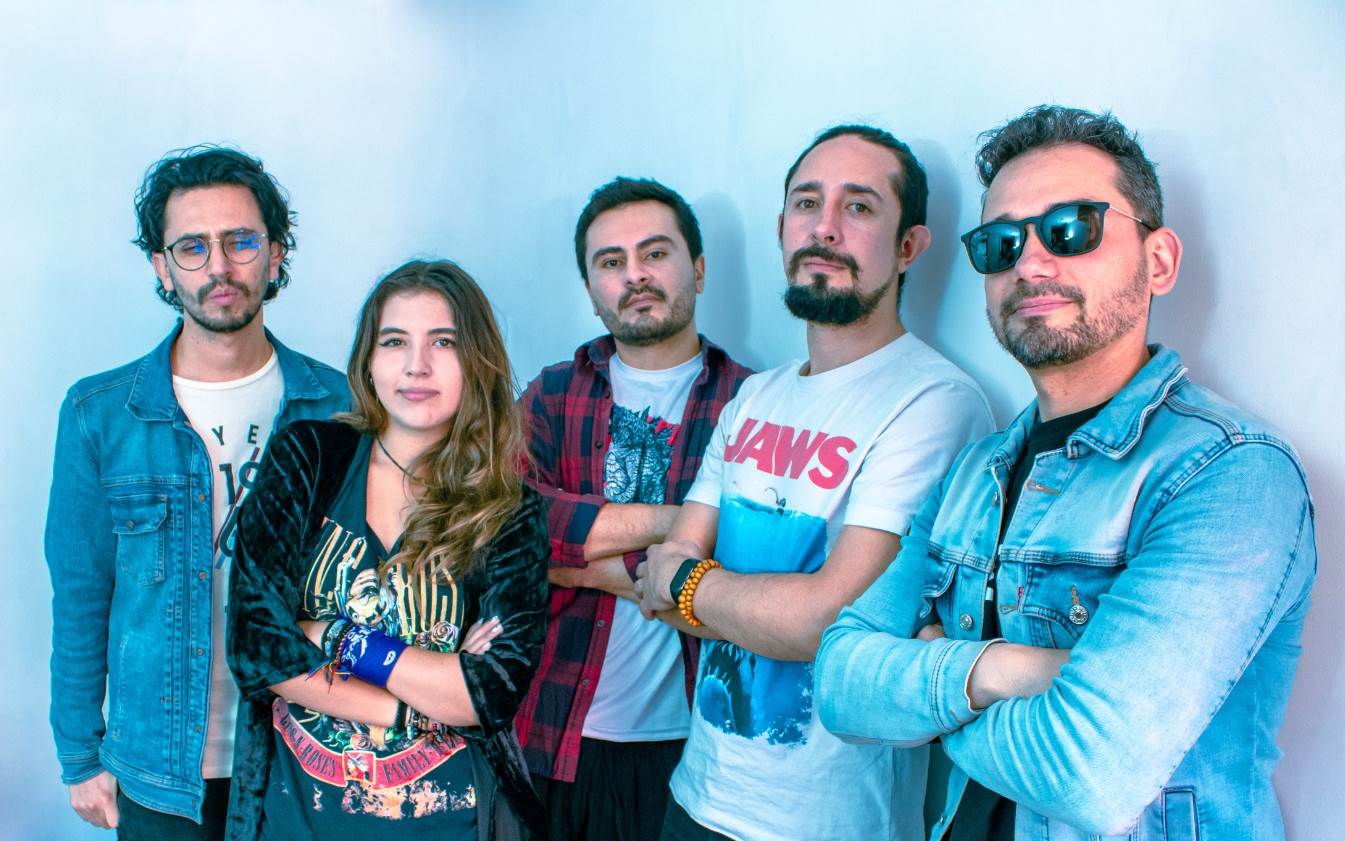 NEO lanza su EP debut 'Neo Retro' | CusicaPlus