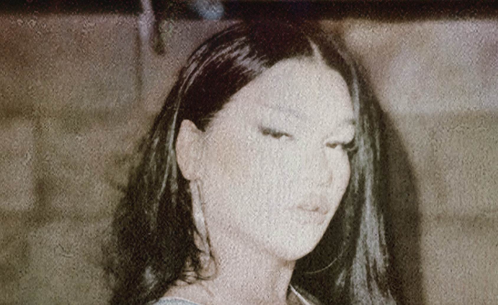 olivia poison relanza su álbum 'sexxxdoll' | CusicaPlus