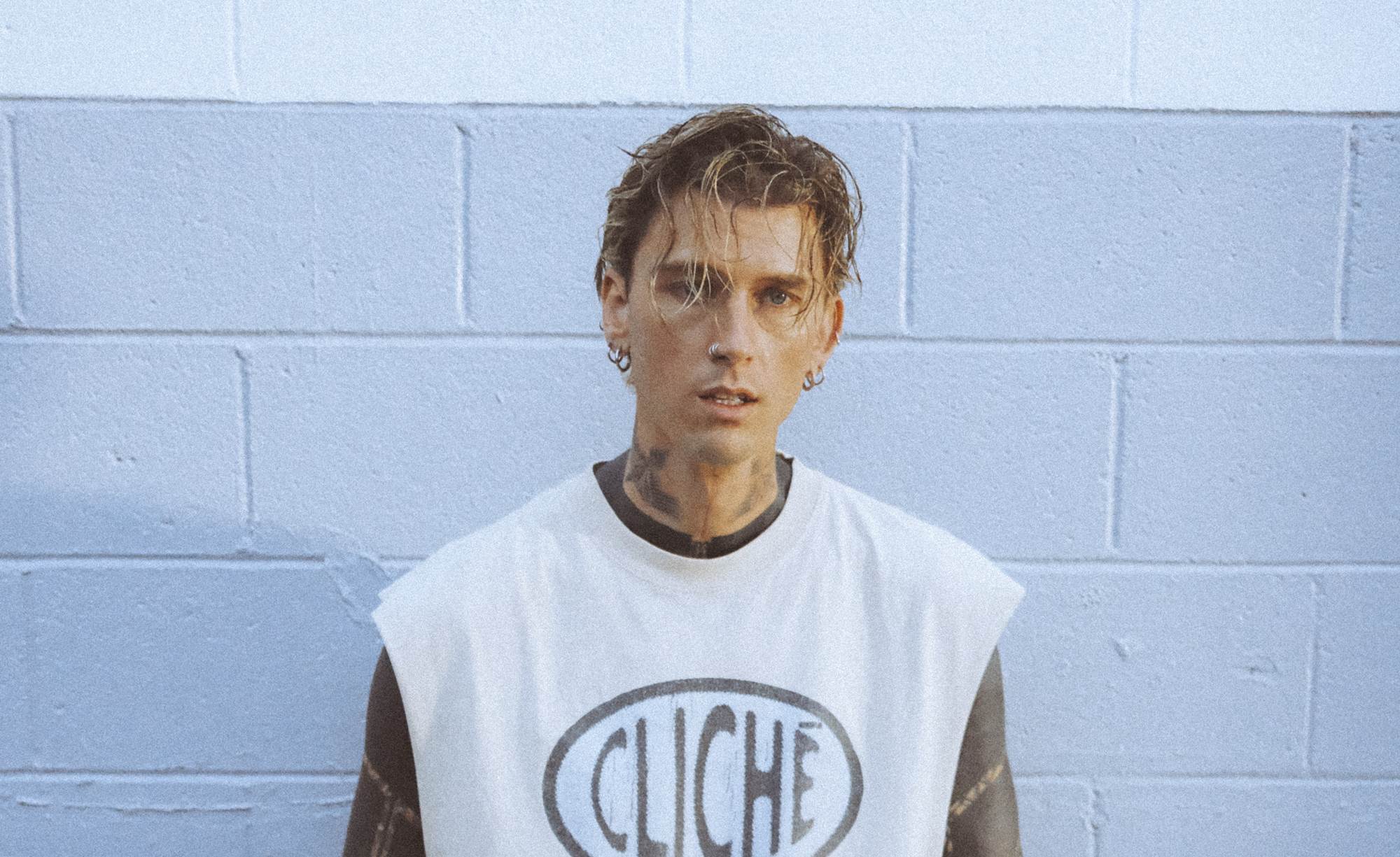 MGK presenta el single 'Vampire Diaries' | CusicaPlus