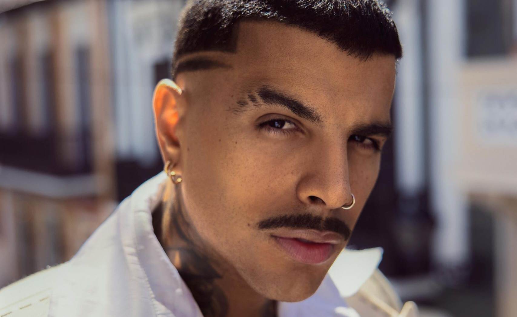 Rauw Alejandro lanza el álbum 'Cosa Nuestra: Capítulo 0' | CusicaPlus