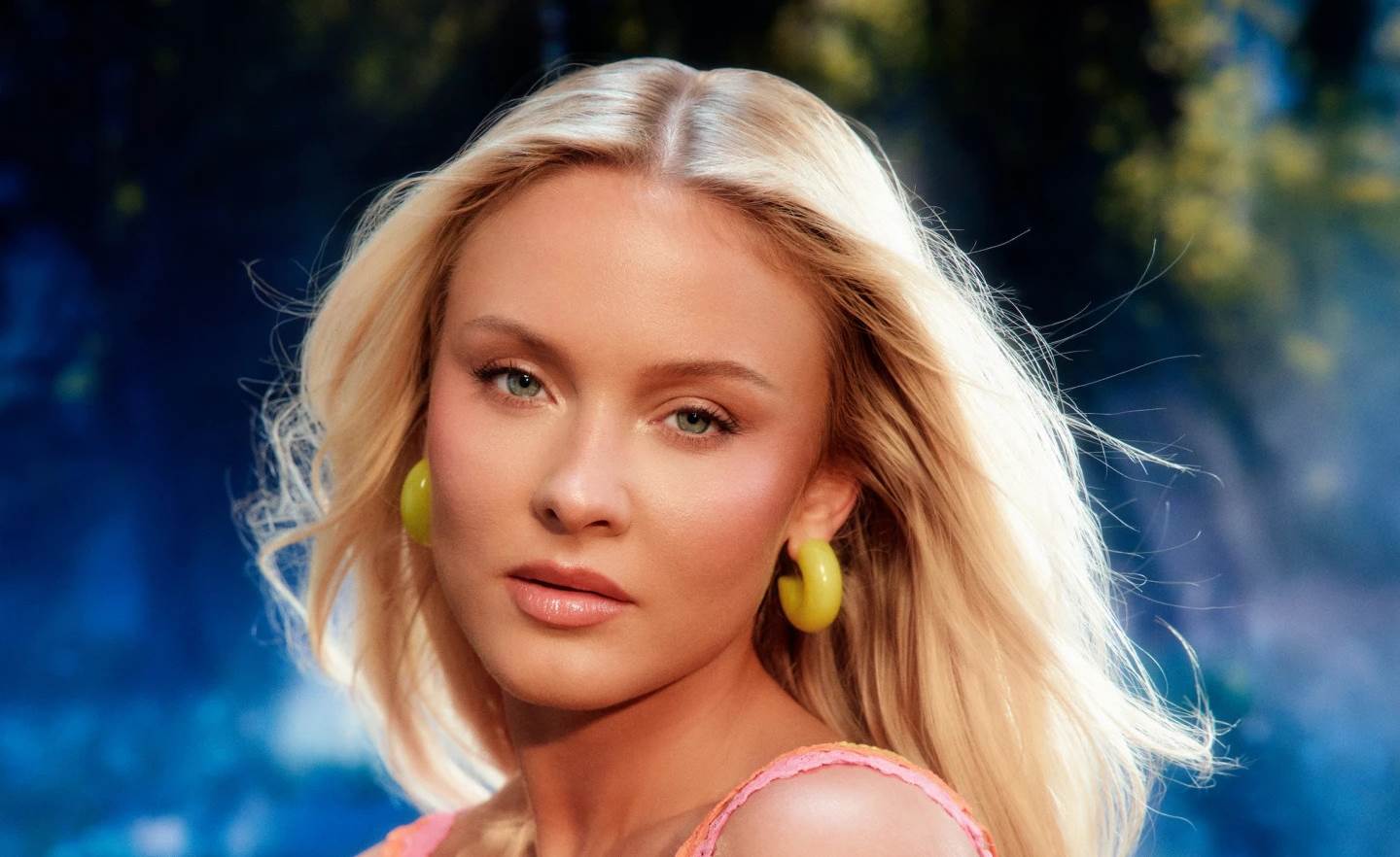 Zara Larsson publica su nuevo álbum 'Midnight Sun' | CusicaPlus