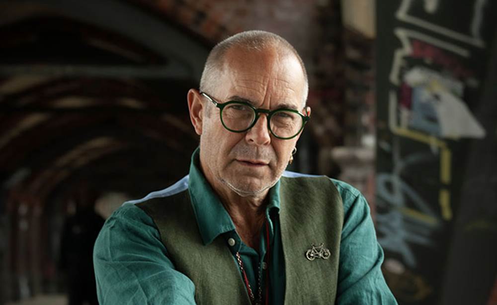 Roger Eno lanza el álbum 'Without Wind / Without Air' | CusicaPlus